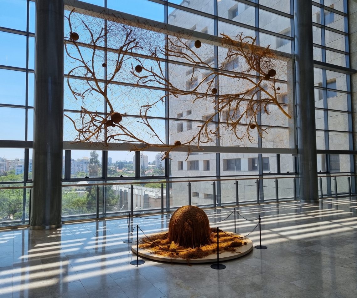 Nanotechnology and Art Collide in Mind-Bending New Israeli Museum ...