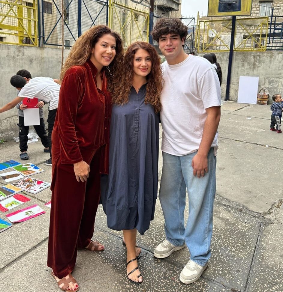 Children Create Art Amid Chaos of Conflict - The Media Line